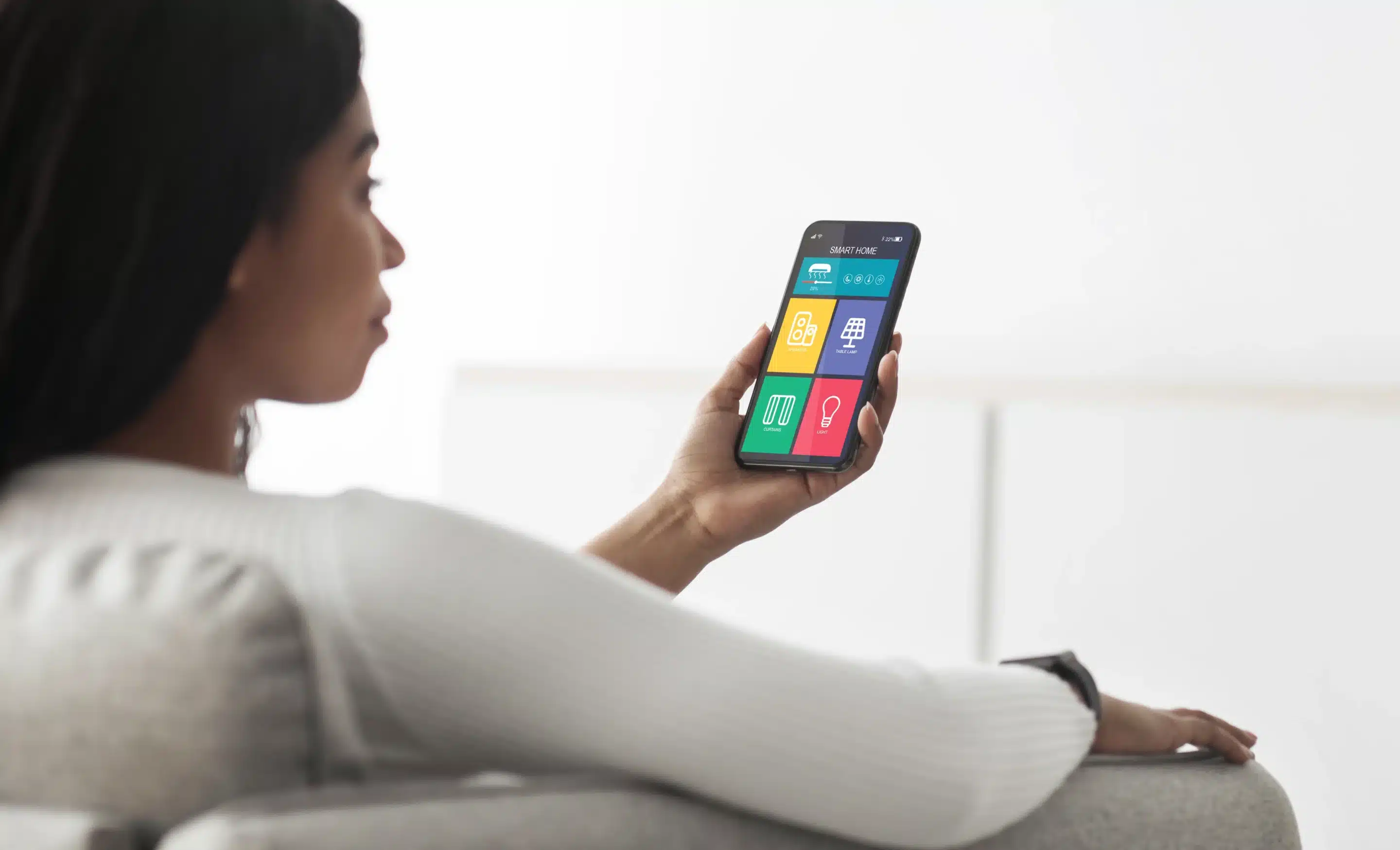 How to Enhance Daily Life With Your Phone's AI Assistant